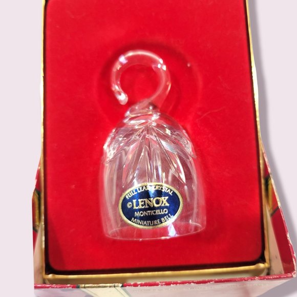 Lenox | Holiday | Lenox 985 Deep Cut Crystal Monticello Miniature ...